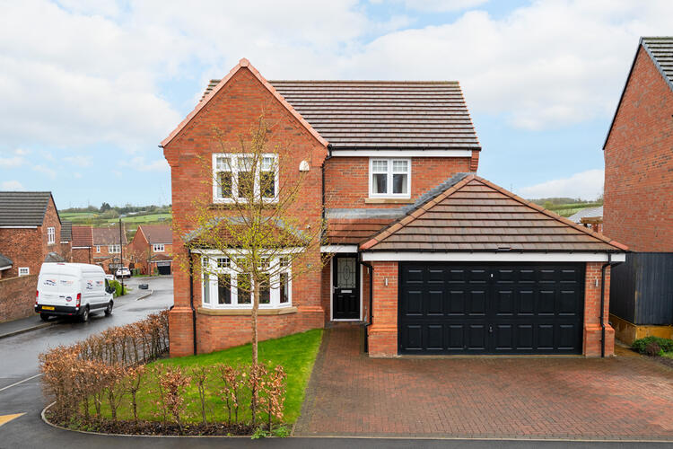 PriceLinsey - Chartered Surveyors specialising in property